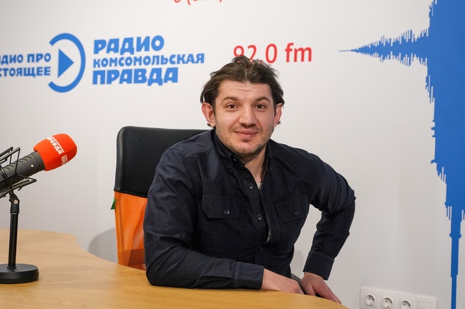 Беник Аракелян - биография, личная жизнь, фото и видео, рост и вес ...