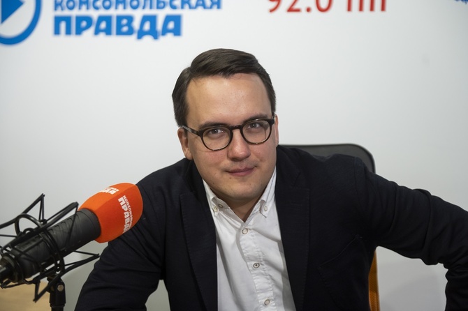 Сергей Емельянов - биография, личная жизнь, фото и видео, рост и вес ...